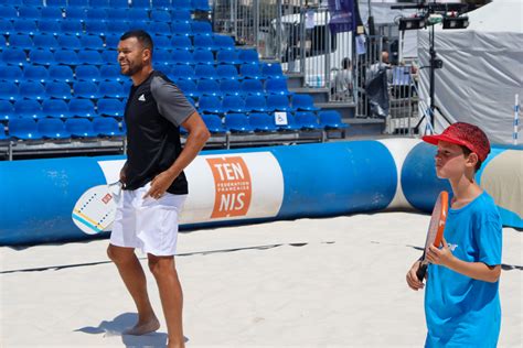 Attrapla Balle Jo Wilfried Tsonga Site Officiel