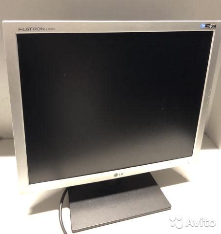 LCD zaslon LG Flatron L1919S