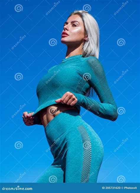 Challenging Herself Fitness Sport Fashion Healthy Dieting Lady Has