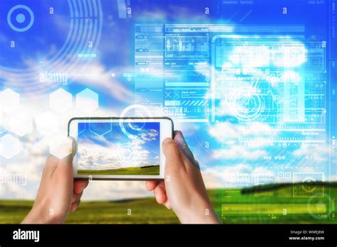 Augmented Reality Device Using Smart Technology Mixing Virtual And