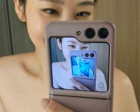 ‘재벌 왕족 대시 모두 거절하고 하버드 출신 연하남과 결혼한 유명 Mc 연예는 내운명