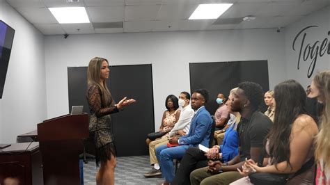 Mara Dornes Unconventional Path To Seven Figure Success Simple Idea