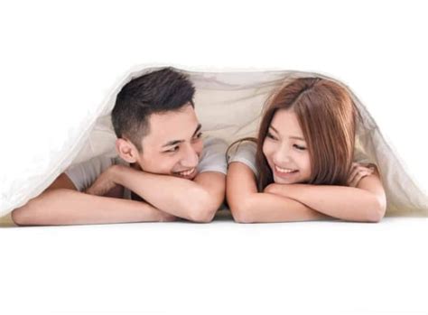 6 Posisi Seks Untuk Pemula Yang Sederhana Tetapi Tetap Menggairahkan