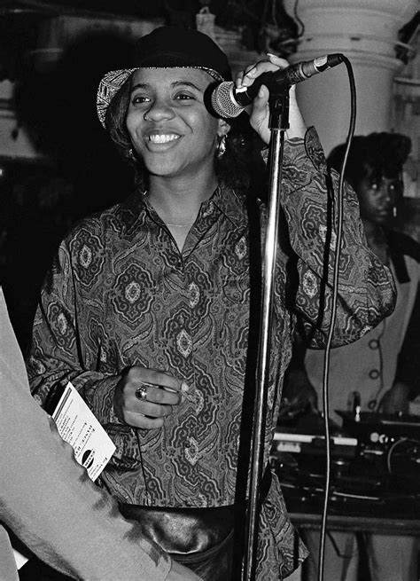 Vintage Photos Of Tina Turner Robert Downey Jr Sarah Jessica Parker And More