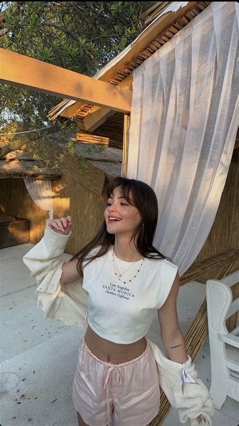 Derya Pınar Ak Rturkishceleb