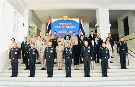 ผบ ทสส มอบนโยบายและแนวทางปฏิบัติด้านการศึกษา ให้กับนักศึกษา วปอ รุ่นที่ ๖๕