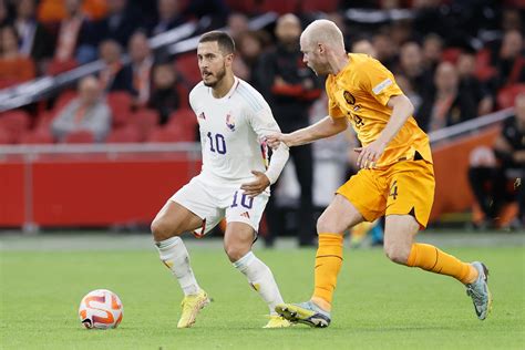 ons rapport eén uitblinker bij matige duivels waar vier spelers 5 op 10 krijgen “hij had zijn