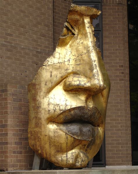 Face Fragment Association For Public Art