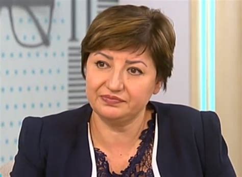 Анна Александрова В София протоколът от машинното гласуване ще е дълъг над 15 м