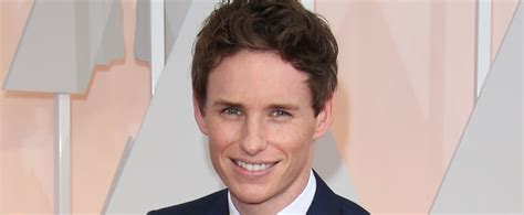 First Picture Of Eddie Redmayne In The Danish Girl Ps Entertainment