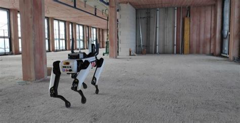Autonomous Robot Scanning A Construction Site According To An Automatic