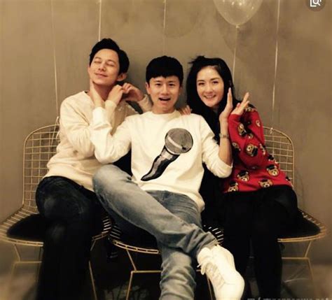 谢娜父母的身份背景被曝光，难怪张杰一定要娶她何炅