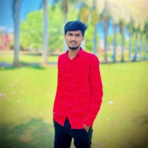 ⚜️चिईश्वर वायभट ⚜️ Officialmrishwar • Threads Say More