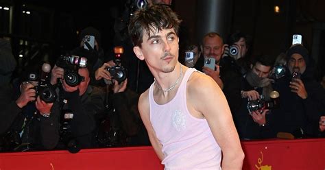 timothée chalamet sparks slimming craze after 20lbs weight gain for