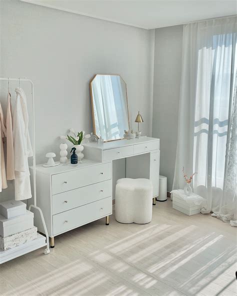 𝑳𝑼𝑵𝑨 인테리어 집꾸미기 협찬 𝐋𝐞 𝐉𝐨𝐮𝐫 𝐃𝐫𝐞𝐬𝐬 𝐏𝐞𝐫𝐟𝐮𝐦𝐞 저처럼 향에 민감한 분들 계신가요 집안에서 조금이라도 쿰쿰한 냄새가 나는건 못견뎌요😣