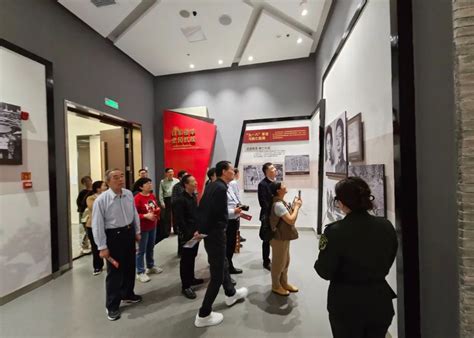 盐城市大丰区人民政府 旅游资讯 区文广旅局老龄协会组织作家赴草堰白驹刘庄镇进行创作采风
