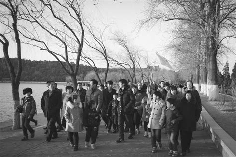 무료 이미지 검정색과 흰색 그룹 사람들 거리 군중 관광객 단색화 베이징 스냅 사진 행진 중국 영자 사진 작가 흑백 사진 x