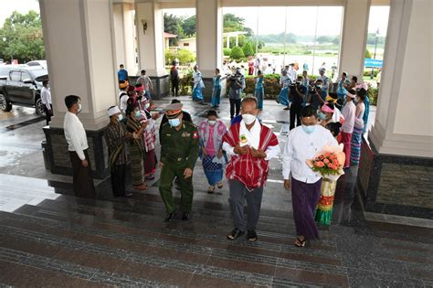 နိုင်ငံတော်စီမံအုပ်ချုပ်ရေးကောင်စီဥက္ကဋ္ဌ နိုင်ငံတော်ဝန်ကြီးချုပ်၏ ငြိမ်းချမ်းရေးဖိတ်ခေါ် ကမ်းလ