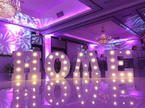 Expression Events A Fun Photo Booth Photo From A Recent Wedding For