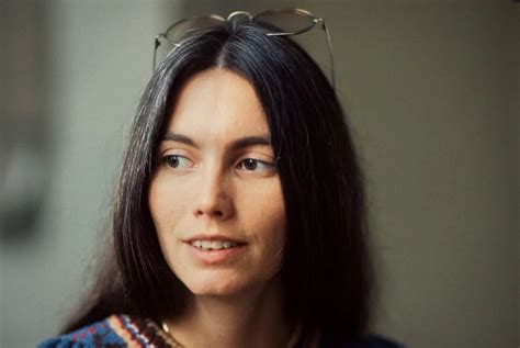 Emmylou Harris Young 10 Must See Photos Of The Country Icon Before She