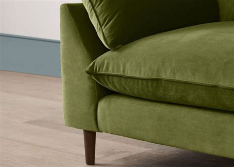 Slow Riser Armchair Retro Classic Sofa Loaf