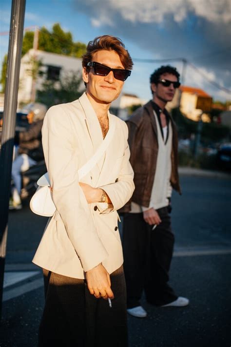 파리 패션위크 스트리트 액세서리 스타일링