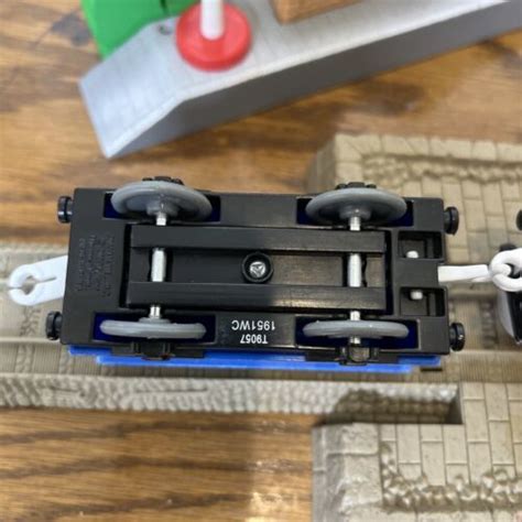 Thomas And Friends Trackmaster Sodor Candy Factory Peppermint Syrup Cargo Car Set 4627932456