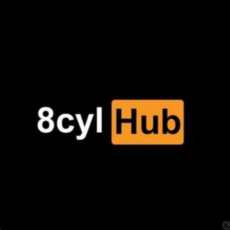 “the C8 Z06 Is Not A Super Car”🤡 Follow 8cylinderhub For Daily V8 Car Videos 📸 I Do Not