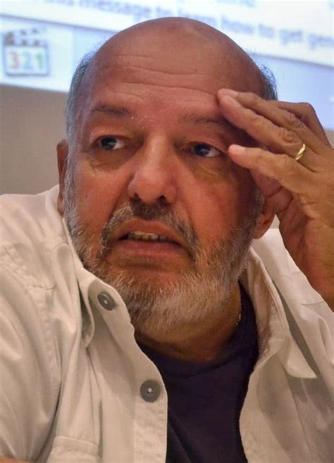Mohamed Khan Egyptian Filmmaker Dies At 73 The New York Times