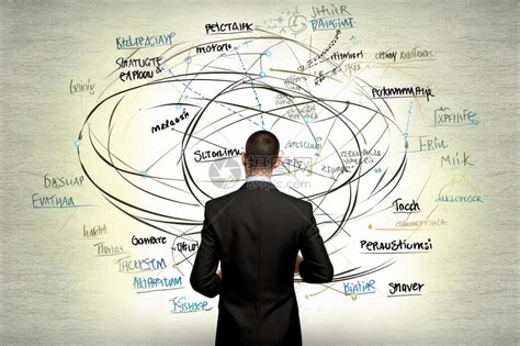 男人在研究杂乱的数据图片素材 正版创意图片600706734 摄图网