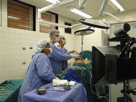 Surgery Nephrectomy Laparoscopy Doctors Hospital Free Image From