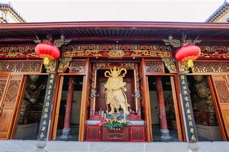 弘法利生 积善济世白露山慧教禅寺的振兴之路