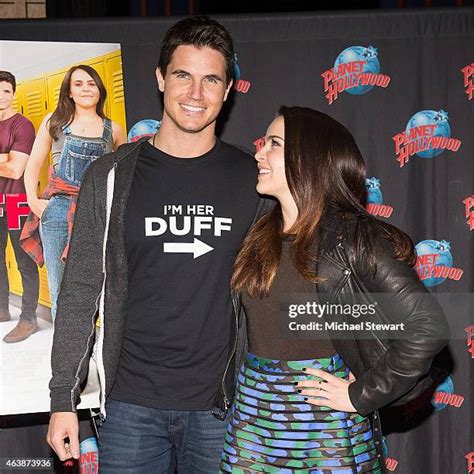 Mae Whitman And Robbie Amell Mae Whitman Filmographie Pvrhln