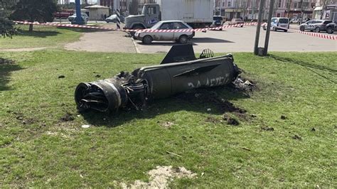 Tientallen Doden Na Raketaanval Op Oekraïens Treinstation Funxnl