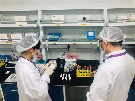 进博会前夕，四叶草内的食品安全快速检测实验室首次亮相！