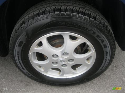 2006 Saturn Vue V6 Wheel Photo 47769618