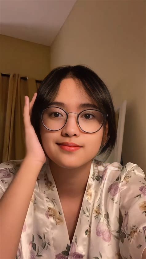 Adel Jkt48 Wajah Orang Cantik Wajah Gadis