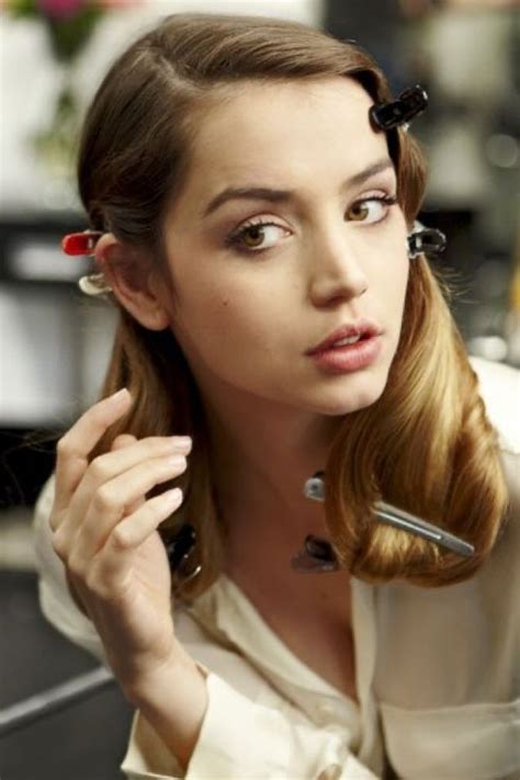 Lily Collins Hair Lilly Collins Hairstyles 007 Hair