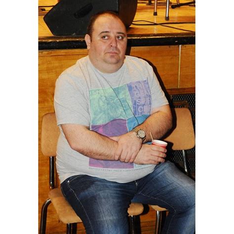 Търси се вратът на Любо Нейков