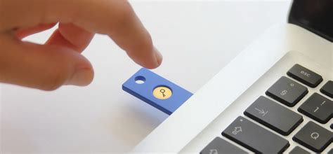 microsoft initiates the password less authentication using fido2