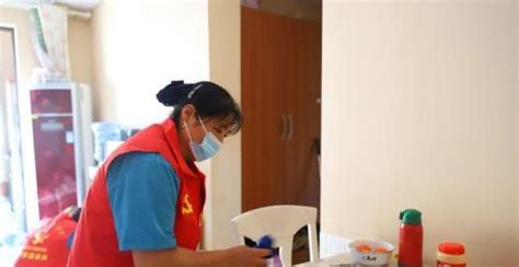学党史做月饼猜灯谜社区居民花式过中秋 腾讯新闻