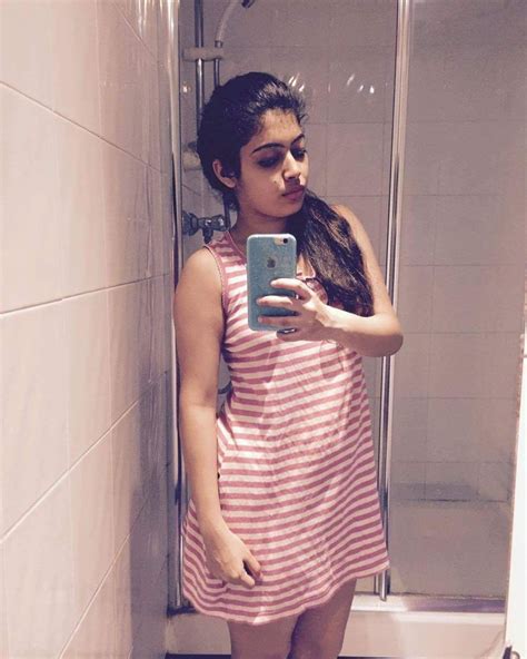 Pakistani Girls Pictures Gallery Desi Girl Selfie Ind