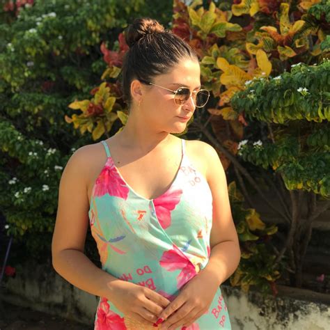 Adriele Sousa Adrielesousa • Instagram Photos And Videos