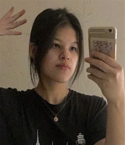 Asian Mirror Selfie Mirror Selfie Women Asian Mirrors