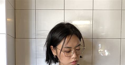 잠자리 보다는 나비가 좋다 미우미우 캣아이 안경