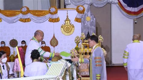 ข่าวนายเกษม วัฒนชัย องคมนตรี เป็นผู้แทนพระองค์ไปมอบปริญญาบัตรแก่ผู้สำเร็จการศึกษาจากมหาวิทยาลัย