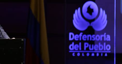 Políticos Y Familiares Habrían Sido Beneficiados En Feria De Contratos