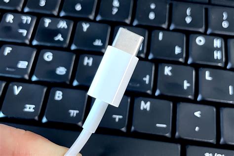 전원공급·데이터전송 충전단자 ‘usb C 타입 국가표준 제정 추진 미코