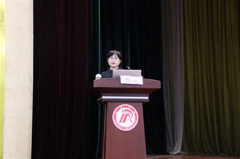 科学规划大学生活文学与传媒学院举行新生入学教育第五讲 文学与传媒学院