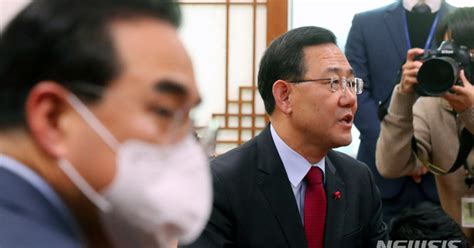 주호영 법인세 1 P 인하 회의적…언 발에 오줌누기